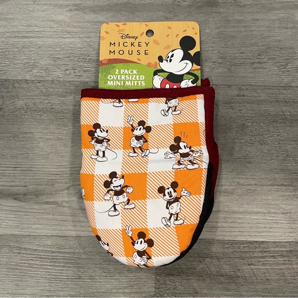 Disney | Kitchen | Disney Autumn Fall Seasonal Mickey Mouse 2 Pack ...